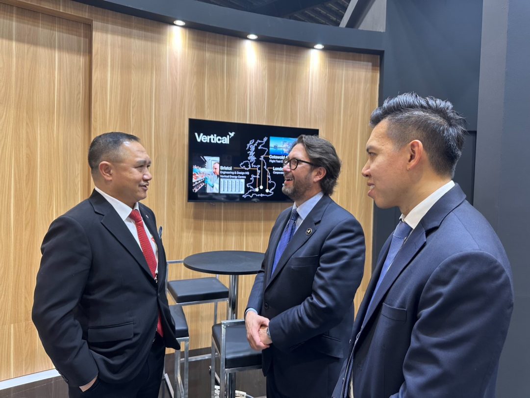 CAAT Visits the Vertical Aerospace Booth at the Singapore Airshow 2026 ...